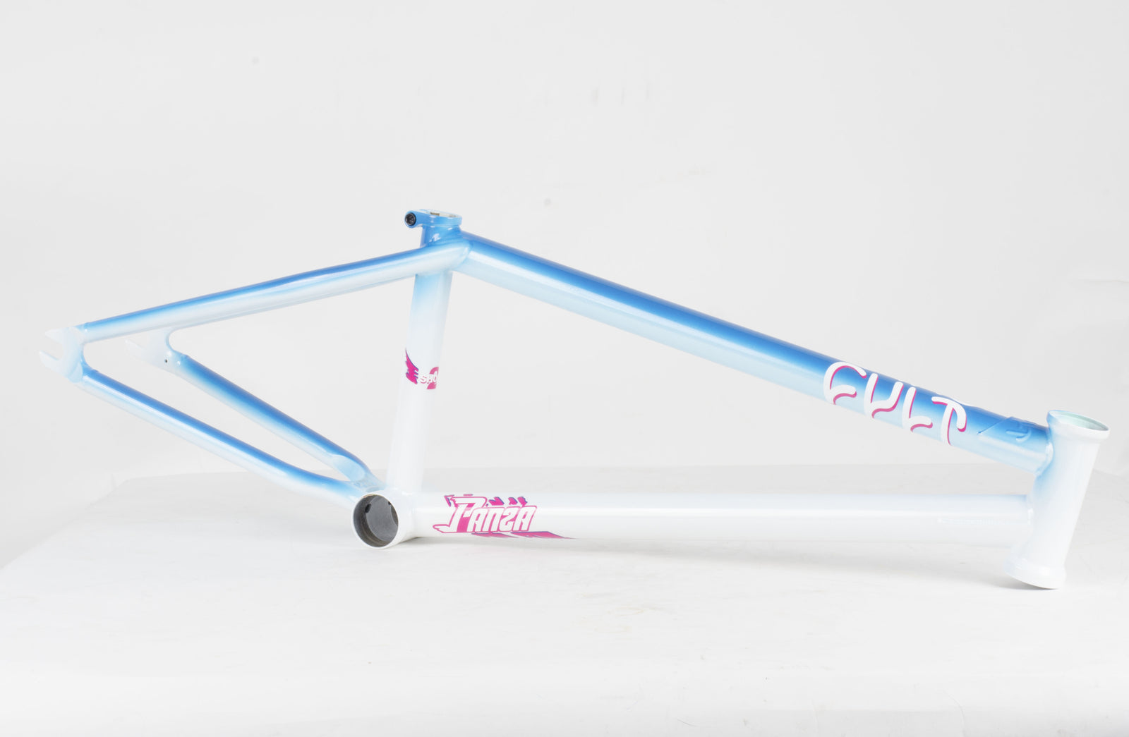 Cult 2 Short IC Frame [Size: 20.75"] [Colour: Panza White Fade] – Ramp ...